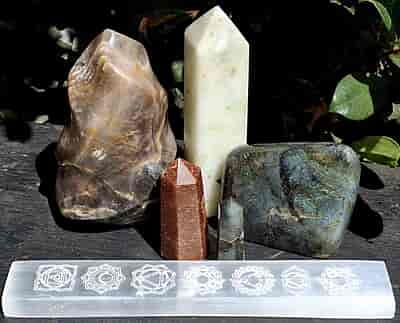 Specimen and specialty crystal sales