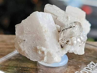 Specimen and specialty crystal sales
